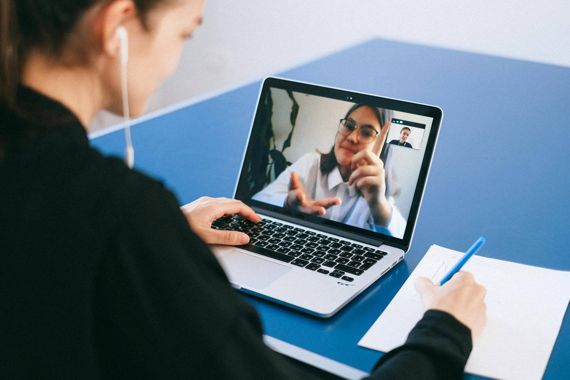How to Transcribe a Zoom Meeting (During or After Recording ...